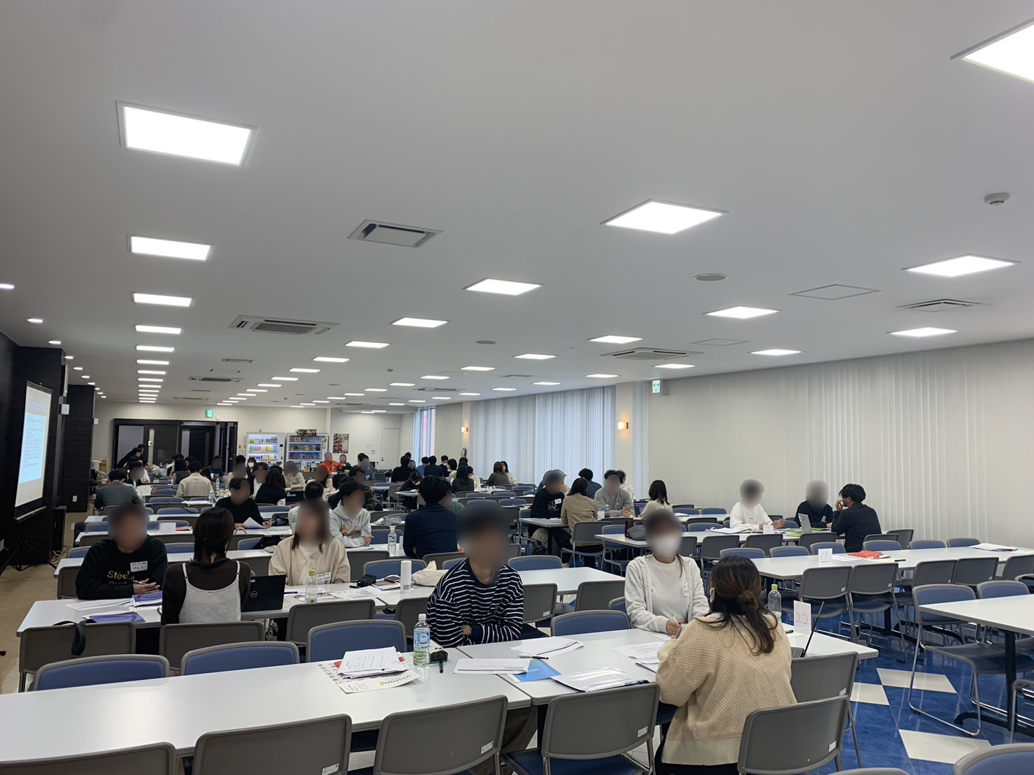 「2025年も開催！「OBOG交流会」とは？」 | 沖縄のカフェ＆コミュニティスペース「トポセシア」